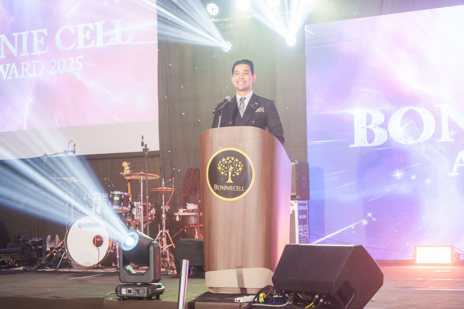 About Us - bonnie cell ผู้จัดจำหน่ายผลิตภัณฑ์สำหรับคลินิกเสริมความงาม